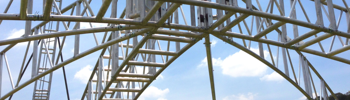 Megaestructura | Topline