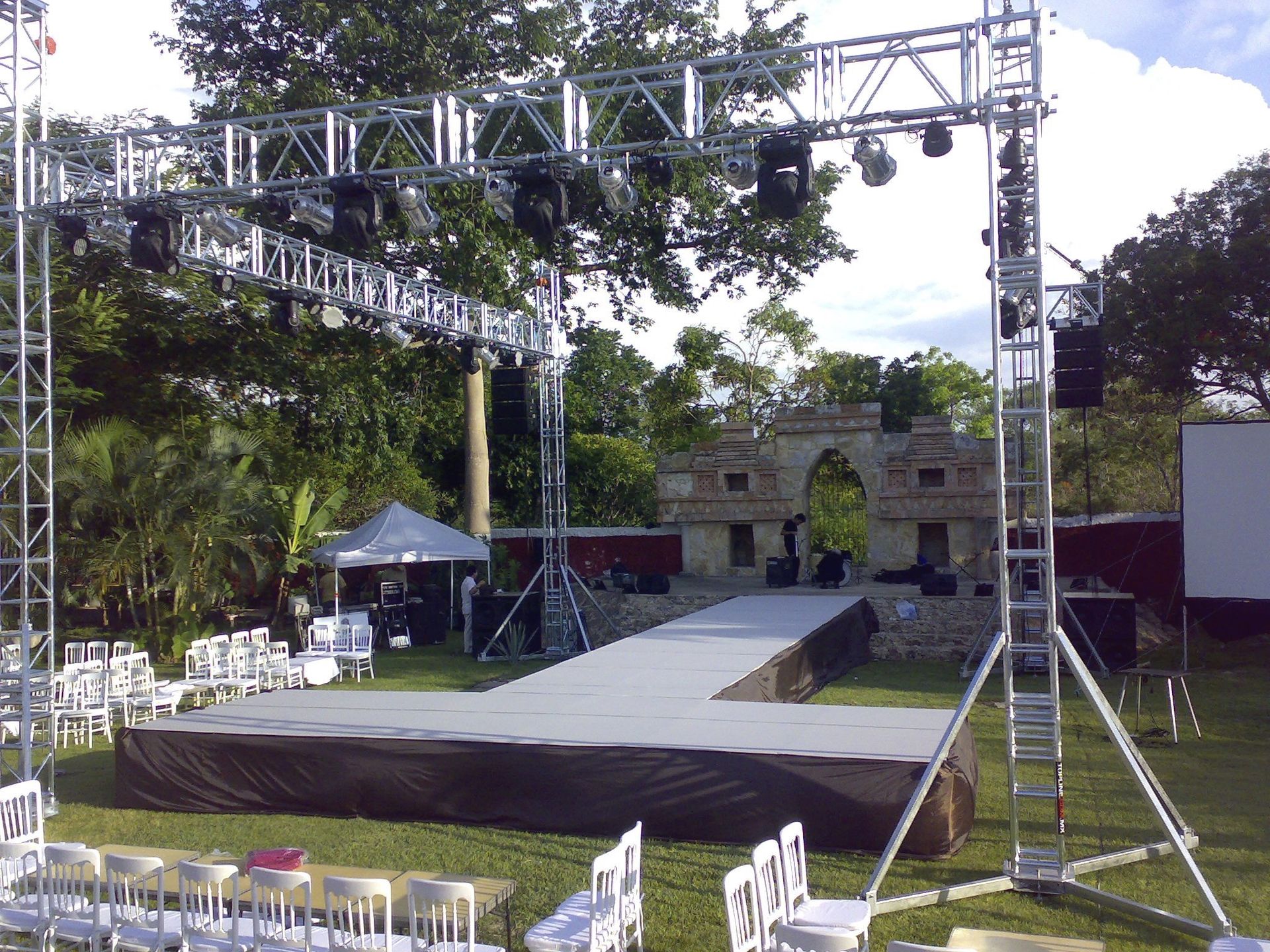 GROUND SUPPORT DE ACERO | Topline